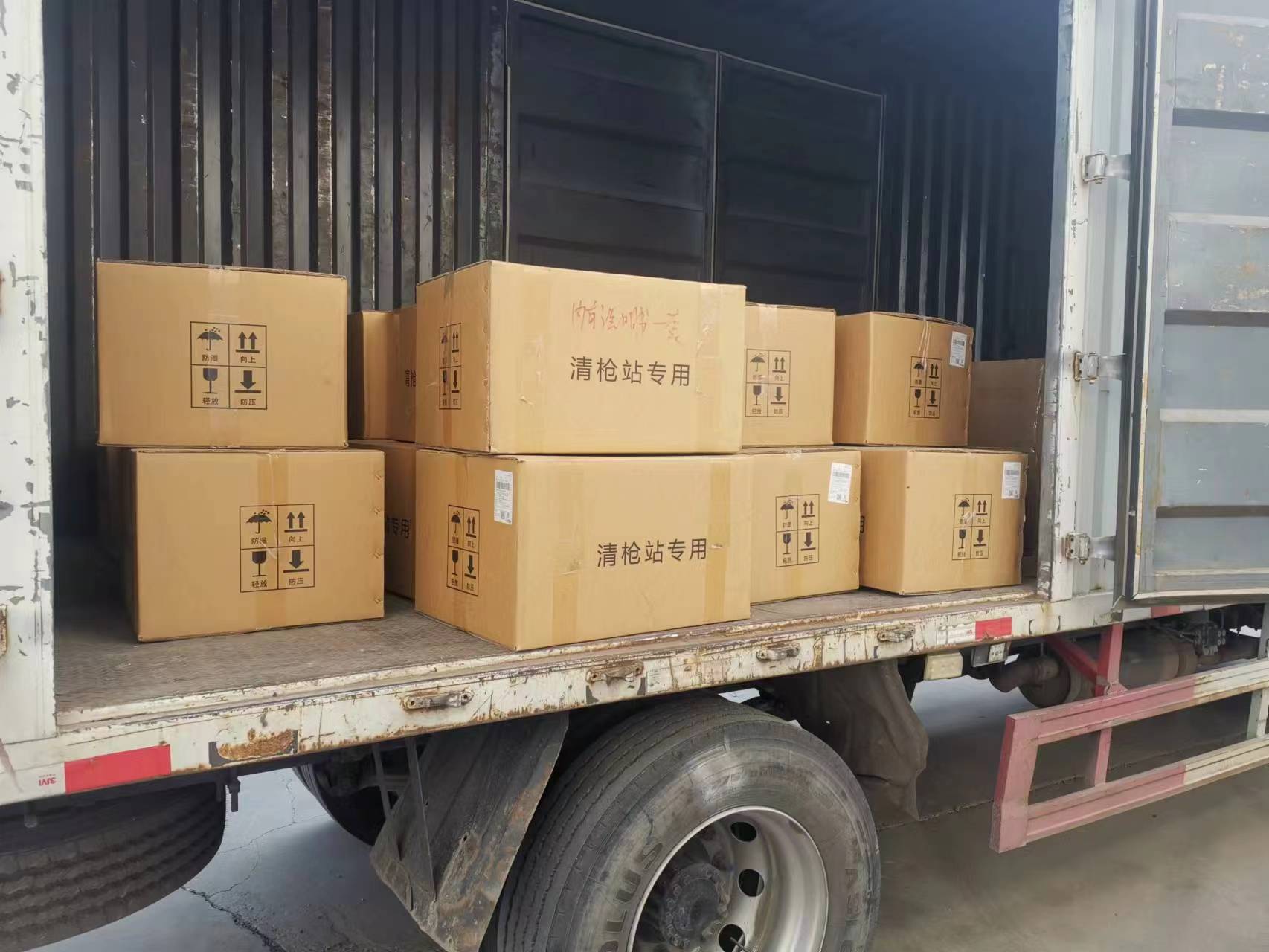 ABB FANUC YASKAWA KUKA KAWASAKI Automatic Welding robot torch cleaning ...